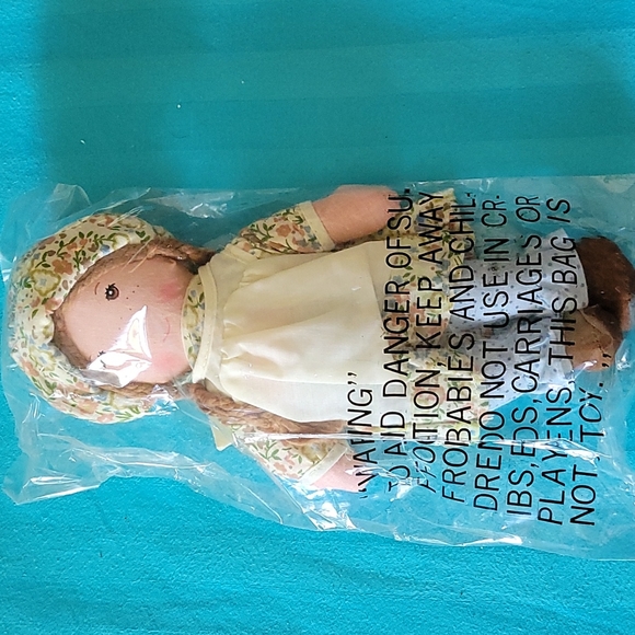 Nickerbocker | Other | Knickerbocker Heather Plush | Poshmark